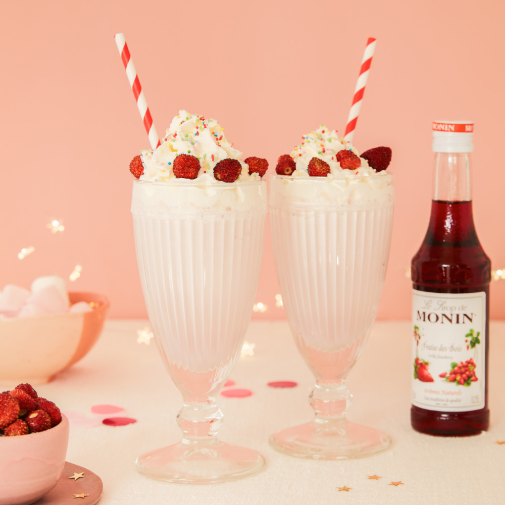 Monin Vanilla Strawberry Smoothie: A Creamy Berry Blend